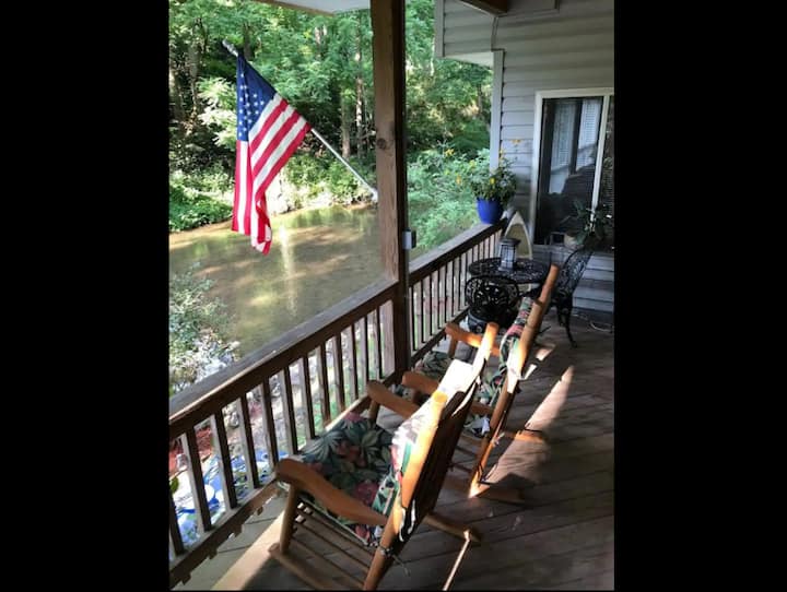 Moonshine Creek Too | Apartment On Creek! - Bryson City, NC