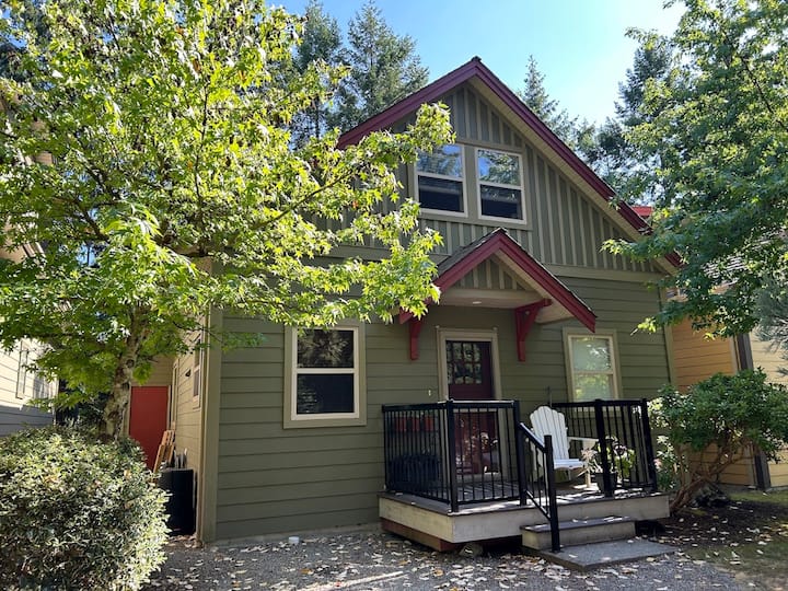 Peaceful, Immaculate & Fully Equipped! - Parksville