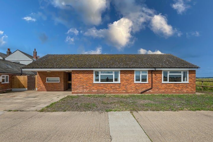 The Wagtails – Countryside Stay For 2–8 Guests - Burnham-on-Crouch