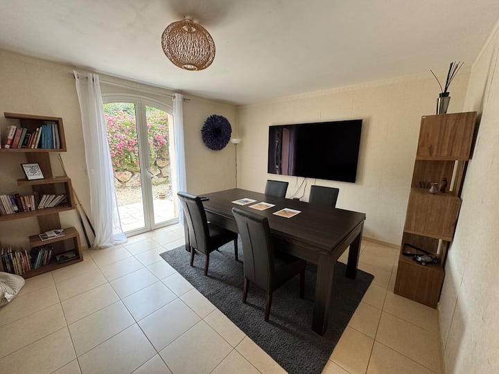 Appartement à Aix-en-provence - Sainte Victoire - Le Tholonet
