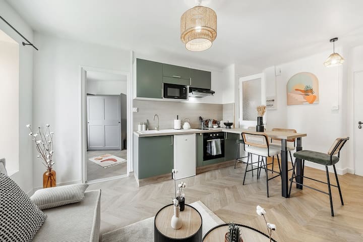 Iliade - Bel Appartement Pour 2 -Centre Historique - Île-aux-Moines