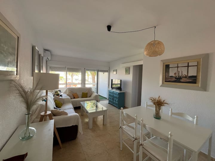 Bel Appartement De 2 Chambres Près De La Plage - Roquetas de Mar