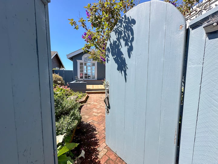 Cliff Cottage - Unobstructed Ocean,  And Beach Vie - Wright's Beach Campground, CA