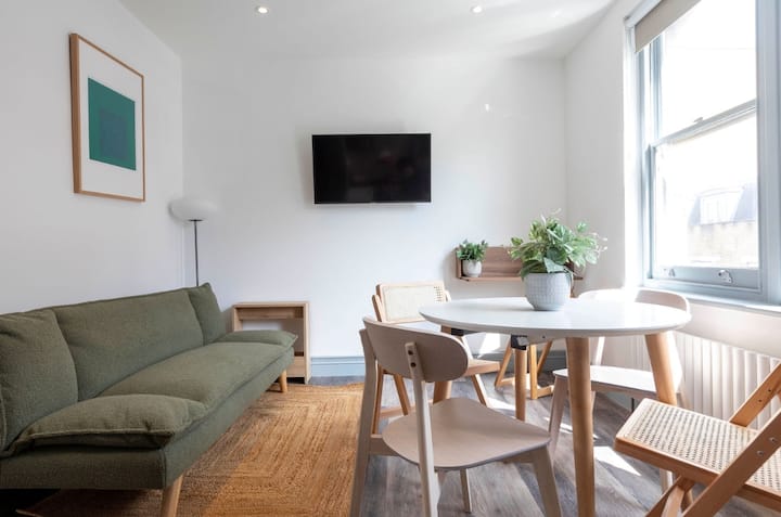 Ovitzia - Stylish, Comfy 1bed - Wi-fi + Workspace. - Greenwich