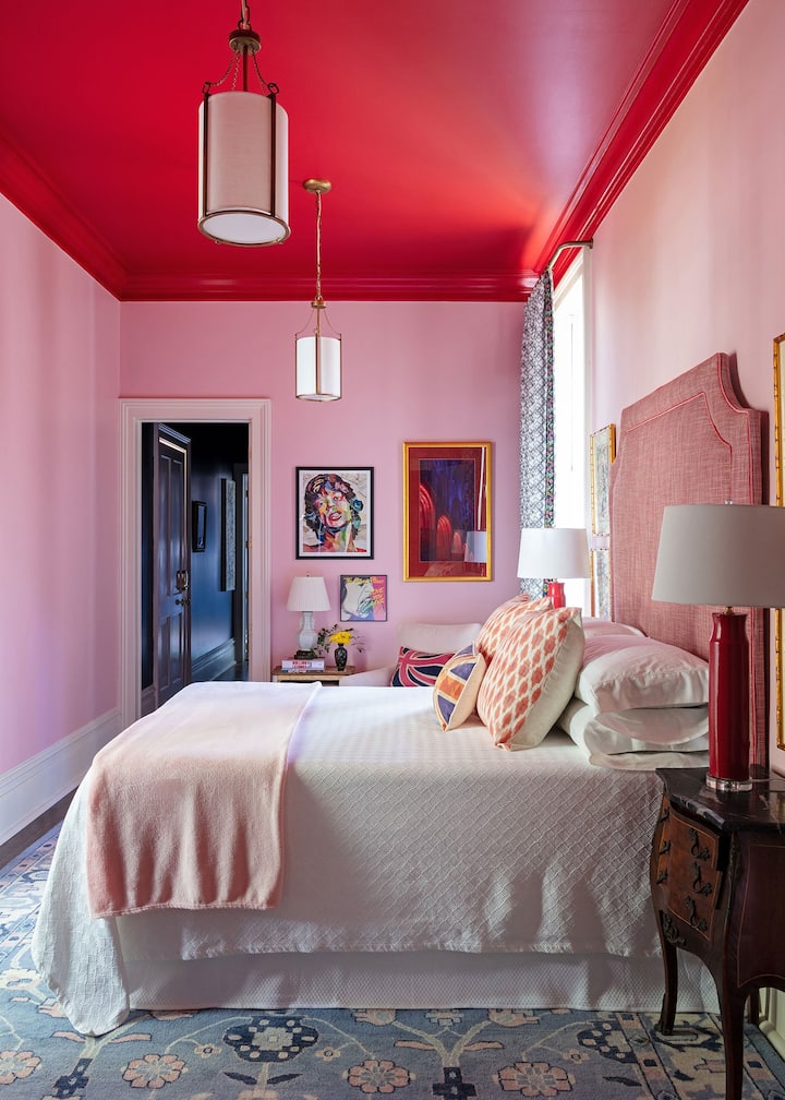 British Invasion Suite 2 - Natchez, MS