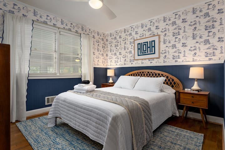 Throwback Surf Shack: With Hot Tub / Swim Spa! - 威爾明頓