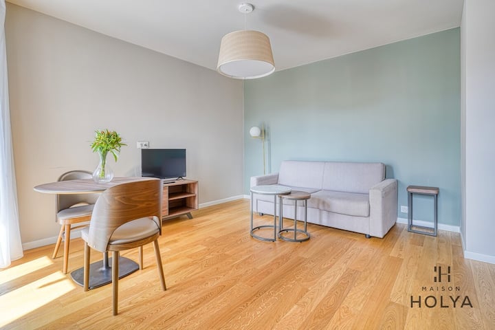 À Deux Pas De Paris - Le Gracieux - Puteaux