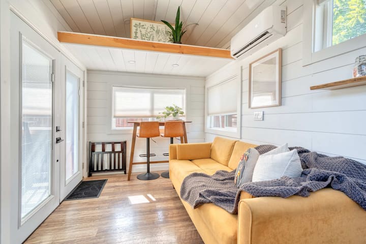 Ne 27th Tiny Home 3 | Studio  Queen Loft  1 Bath - Portland, OR