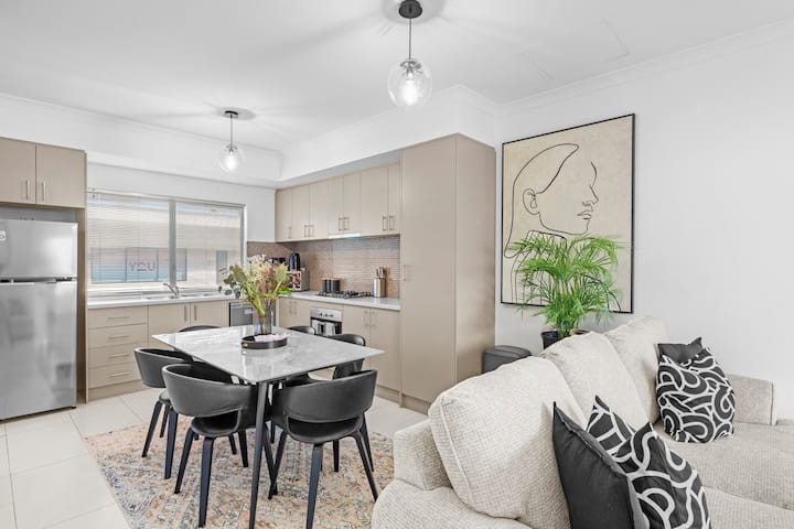 64 Armadale Retreat - Armadale