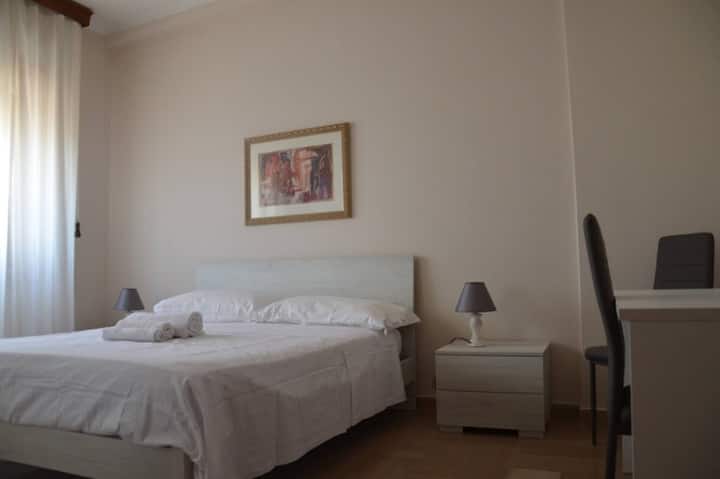 Stanza 4 Pax 1 Bed 1 Sofa · 1 Priv Fss Gav03/1 Gav - Sassari