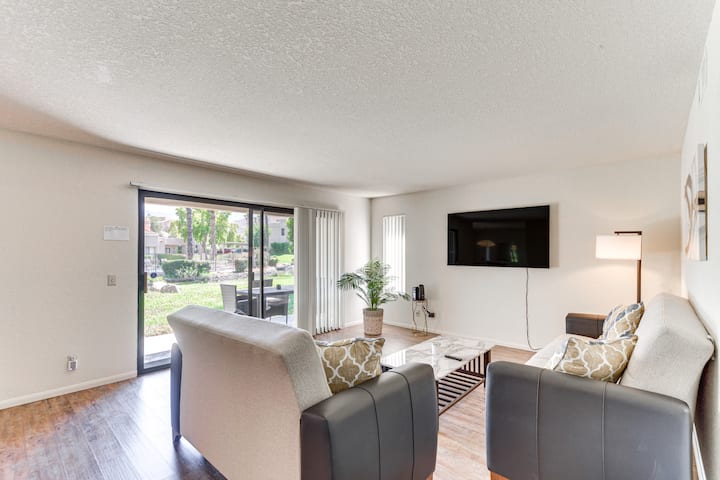 Golf, Hike & Relax: Cathedral City Condo - Rancho Mirage, CA