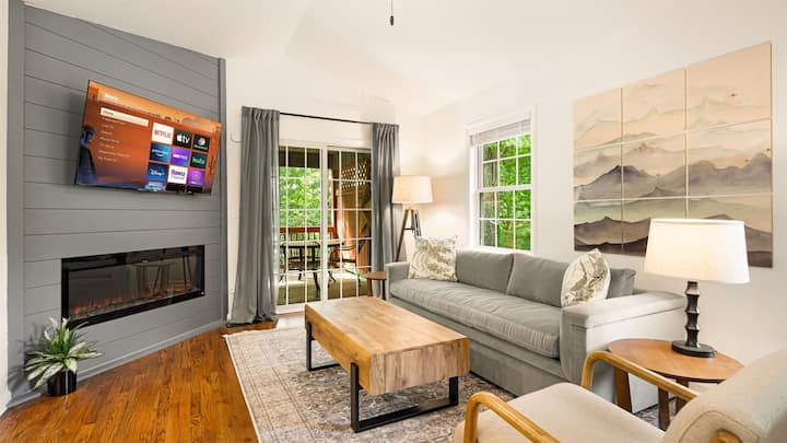 King Beds | Fireplace | Hottub | Evcharger | Grill - Asheville, NC