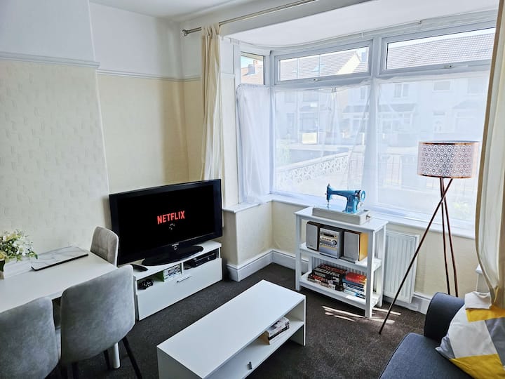 4-bed Fast Wifi, Self Check-in, Parking Nr Uwe - Bristol