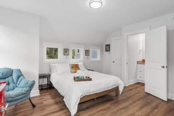 The Artists Suite - Wilmington, NC