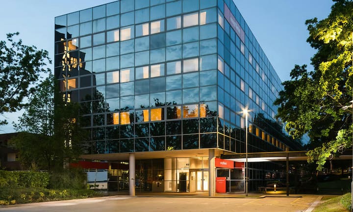 Live Music Fan- Head For The Stables Theatre - Milton Keynes