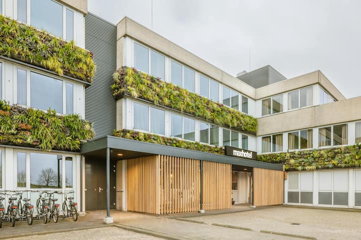 Family Room At Maxhotel Schipol Airport - Pays-Bas