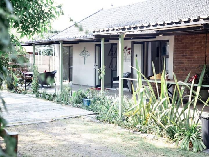 Suite | Jasmyn - Secunda