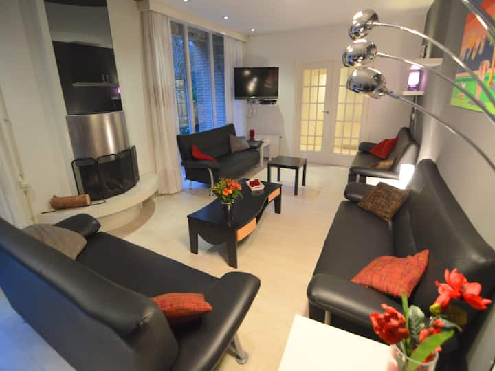 Villa Familiale Avec Trampoline Et Piscine - 네덜란드
