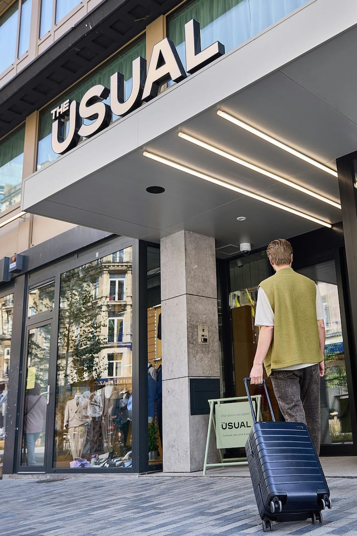 Double Room In Sustainable Hotel In Brussels - Bruxelles