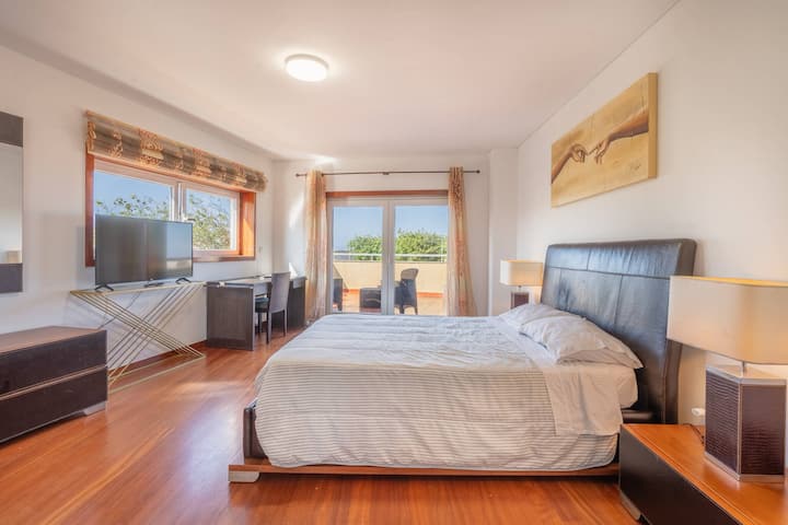 Quarto Sol, Em River Zen House - Esposende