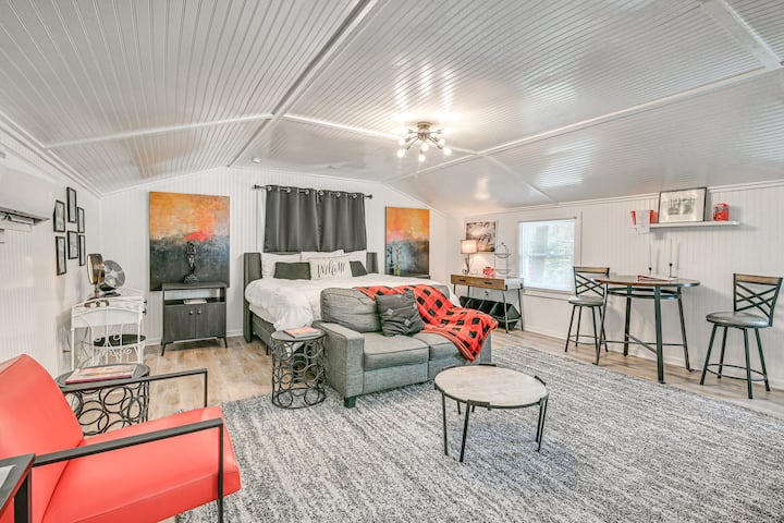 Cozy Murrells Inlet Studio - Walkable! - Murrells Inlet, SC