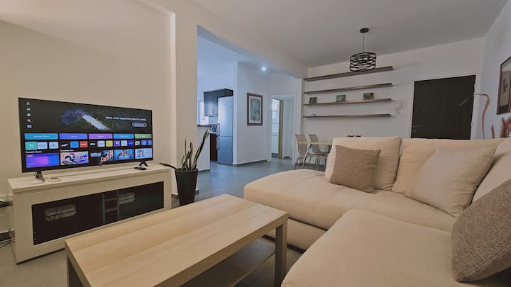 Stay: Limdream Apartment|2br|next To The Sea|desk - Limassol