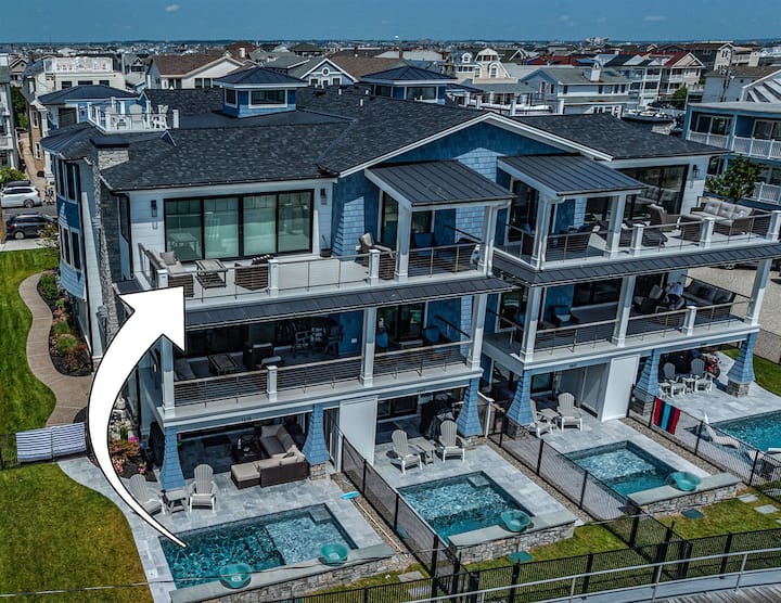 Top Level Beachfront W Pool, Elevator, & Roof Deck - Ocean City, NJ