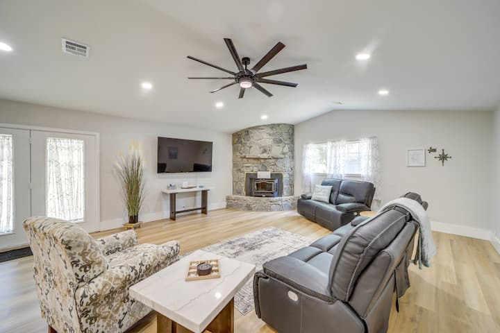 Walk To Lake, Parks & Dining: Eufala Family Home! - Eufaula, OK