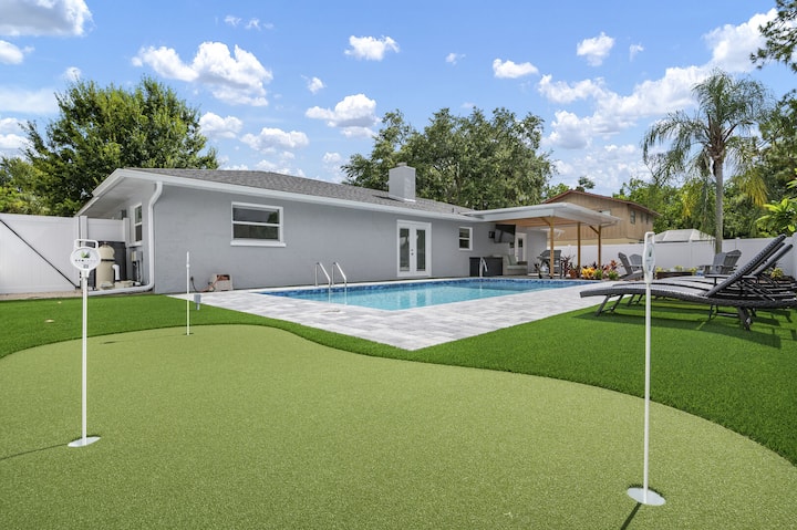 Cozy Pool Home W/putting Green & Fire Pit! - Anna Maria Island, FL