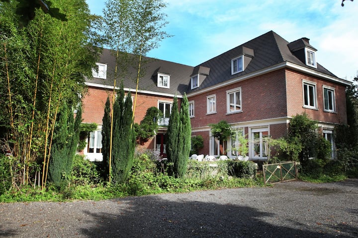 Comfortable Mansion In Doomkerke Near Forest - Deinze