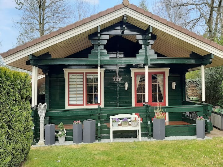 Bungalow Avec Omheinde Tuin Op De Veluwe - Nunspeet
