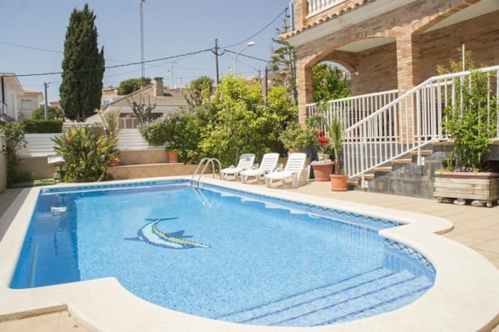 Glorieta - Xeckin Holidays - Roda de Bará