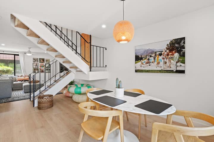 3 Br Condo In Palm Springs W/community Pool! - Palm Springs