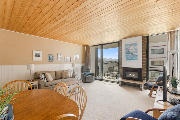 Sand & Sea (210) Agate Hunter - Cozy Ocean View - Seaside, OR