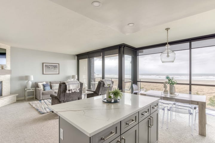 Sand & Sea (306) Sojourn - Oceanfront Luxury - Cannon Beach, OR