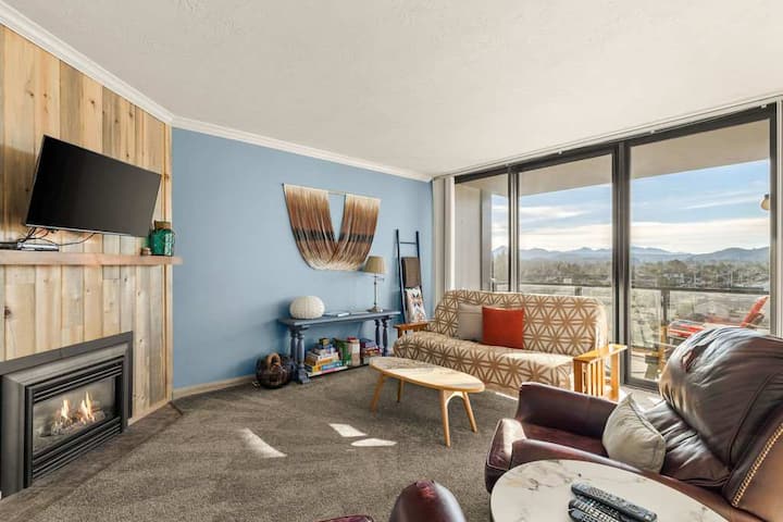 Sand & Sea (414) Hang 10 Hideaway - Ocean View Dog - Seaside, OR