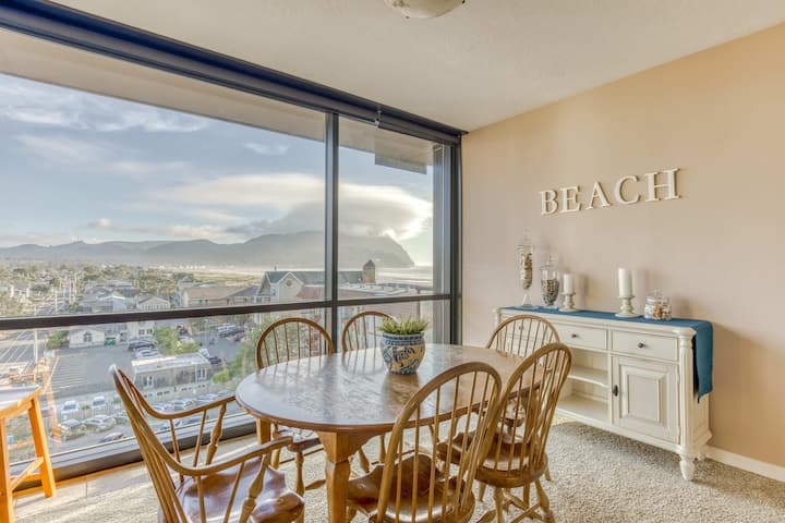 Sand & Sea (618) Seaside Panorama -Cozy Beachfront - Seaside, OR
