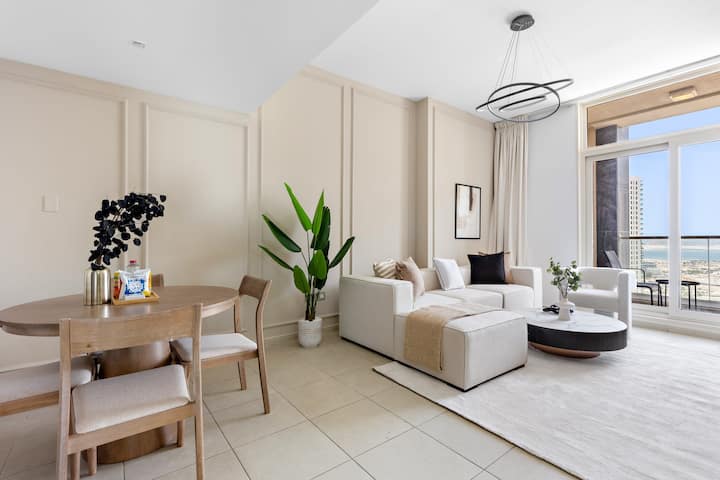 Silkhaus Chic 1bdr | Reem Island | Mangrove Place - Abu Dhabi