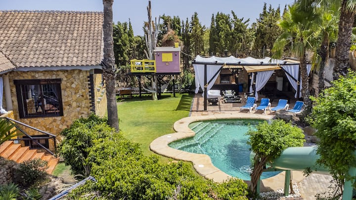 Cubo's Whitestone Villa Family Fun - Alhaurín el Grande