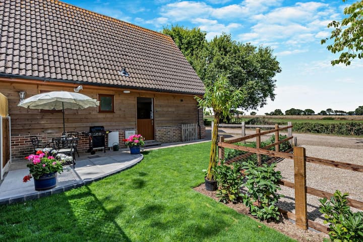 1 Bed In Kirby-le-soken (Oc-f29905) - Frinton-on-Sea