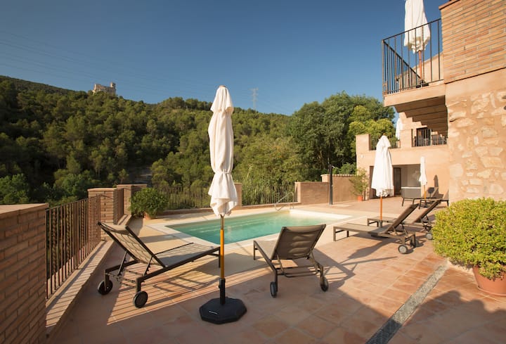 Appartement Accueillant à Orpí Avec Piscine - Igualada
