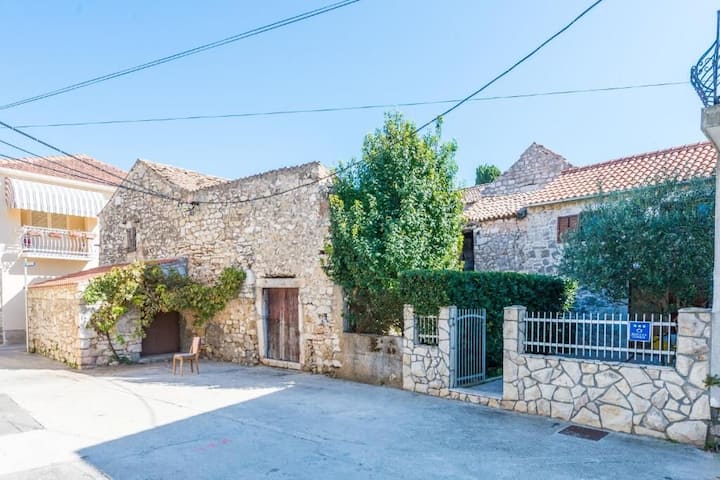 Maison Romanca (90461-k1) - Sukošan