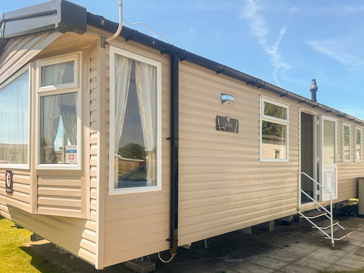 Oaks - Porthcawl
