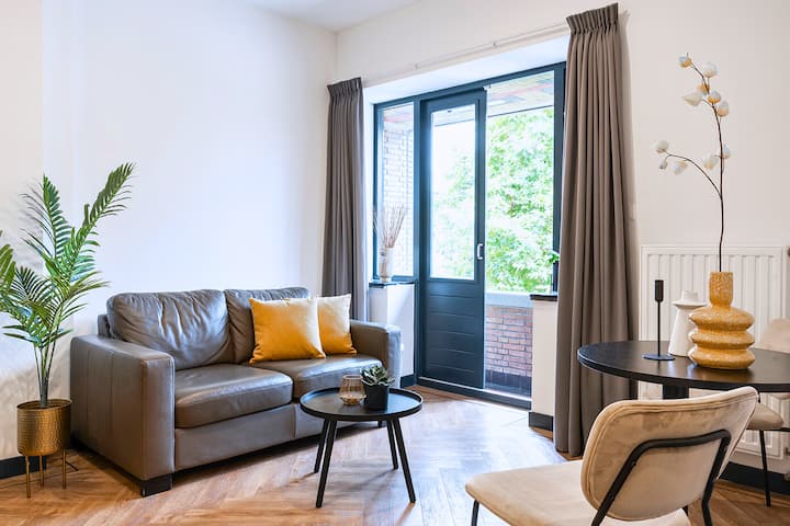 Appartement Avec Vue Sur La Ville, Balcon & Wi-fi - Tilburg