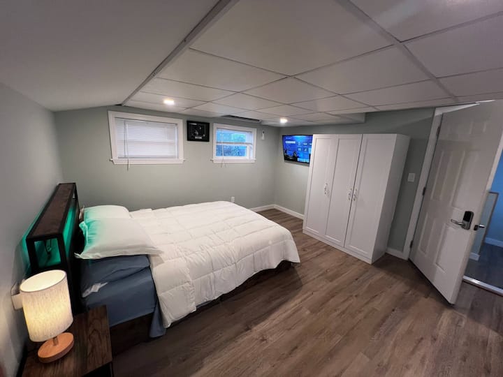 Private Penthouse Studio - Providence, RI