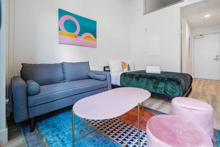 Pastel | Studio Hideaway W/ Mini Garden - Miami, FL