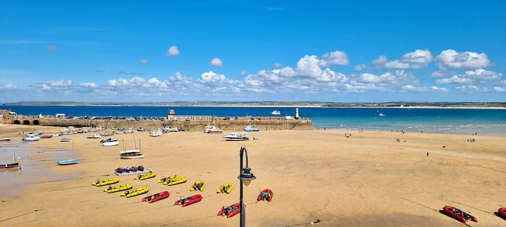 Premier 4 - Stunning Suite, Beautiful Sea Views - 세인트아이브스