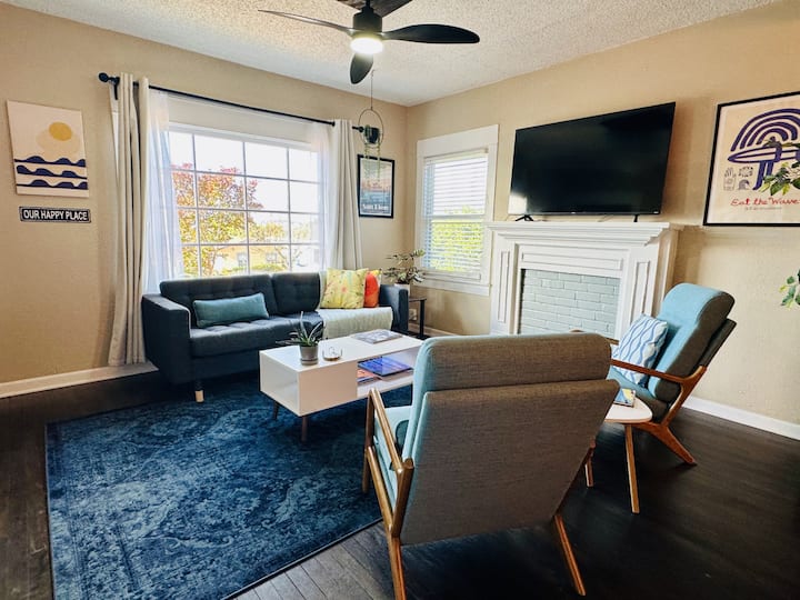 3-bdrm, Private Yard, Historic, Prime Location - ハーバー島, CA