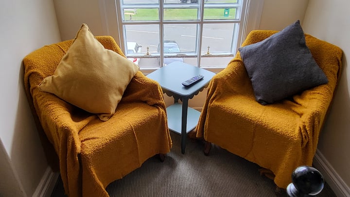 Superior Family Room With Ensuite Bathroom - Banbury