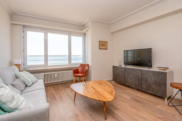 Charming Apartement With Sea View For 6 - Ostende